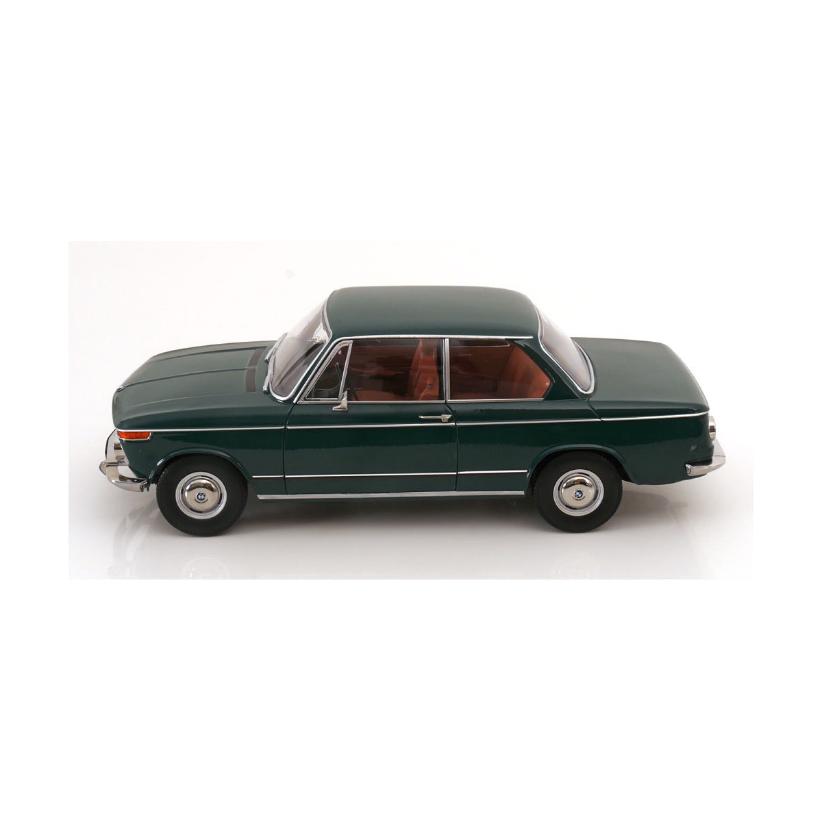 Model BMW 1802 1-Series 1971 – Games